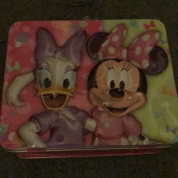 Disney | Accessories | Daisy N Minnie Metal Box | Poshmark